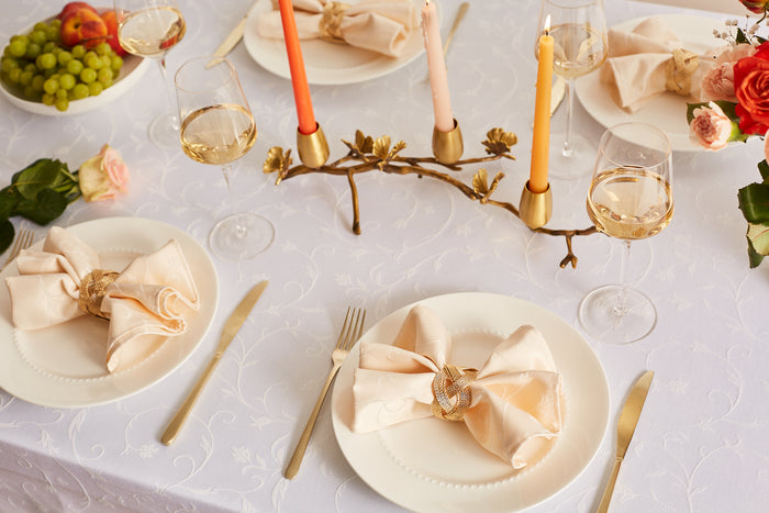 Custom Tablecloths – All Sizes & Shapes | Loom & Table