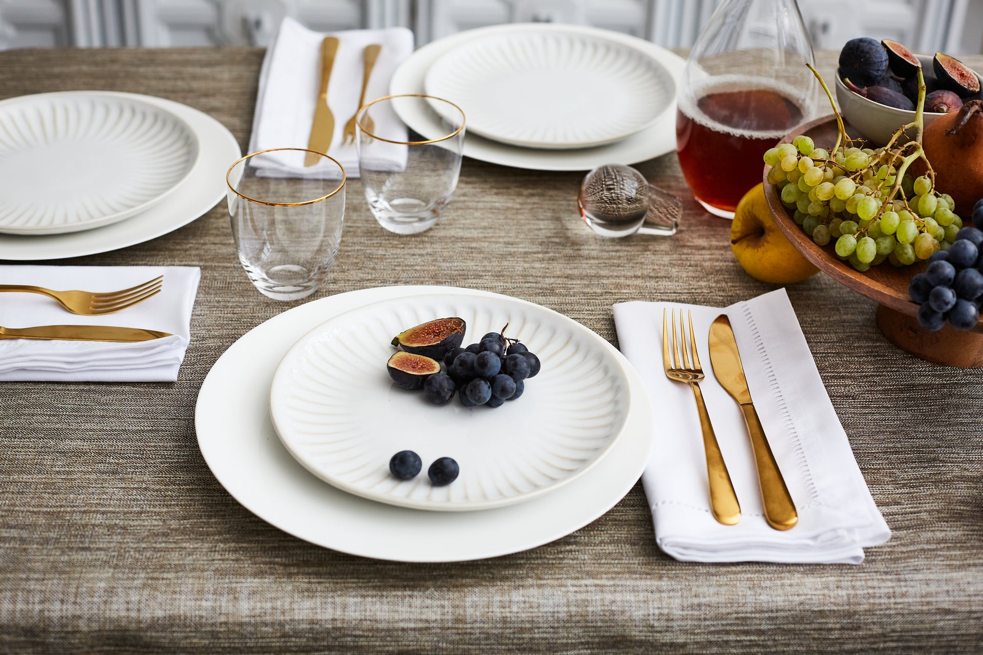 Loom & Table - Easy-Care Custom Luxury Table Linens